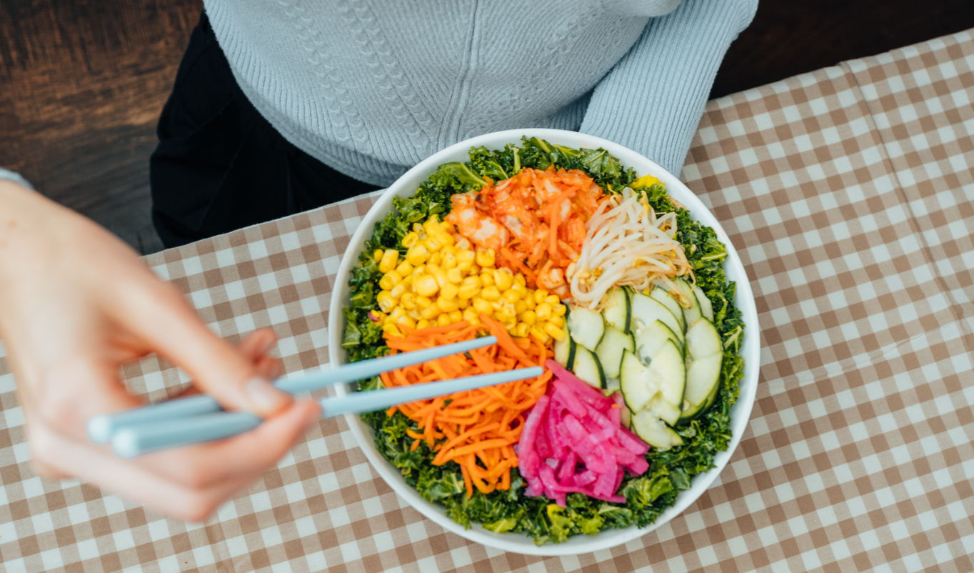 Find Healthy Lunch Options at BIBIBOP